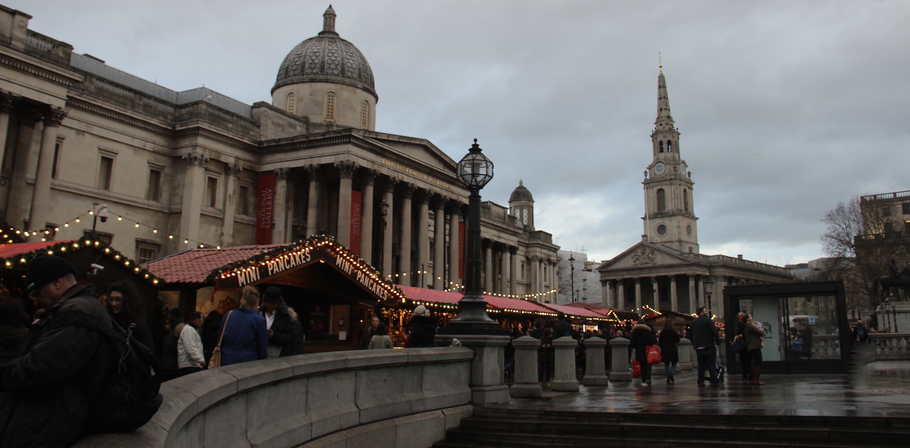 Our festive season in old Blighty - Wêreldwyd