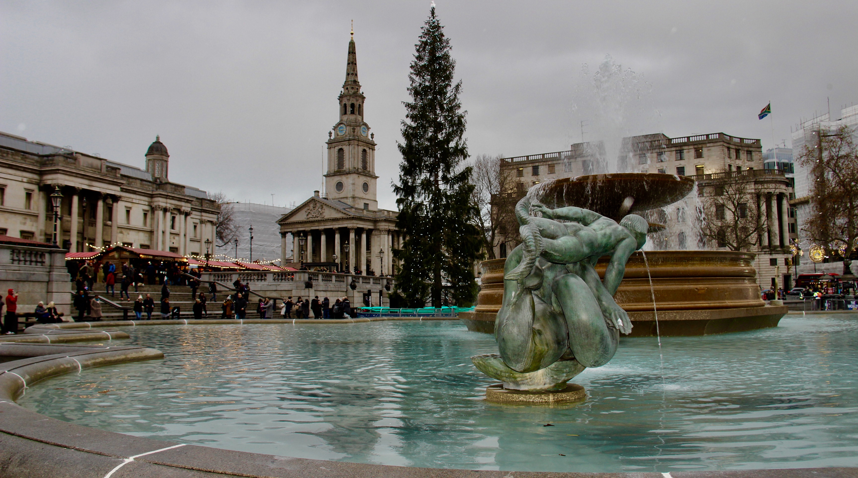 Our festive season in old Blighty - Wêreldwyd
